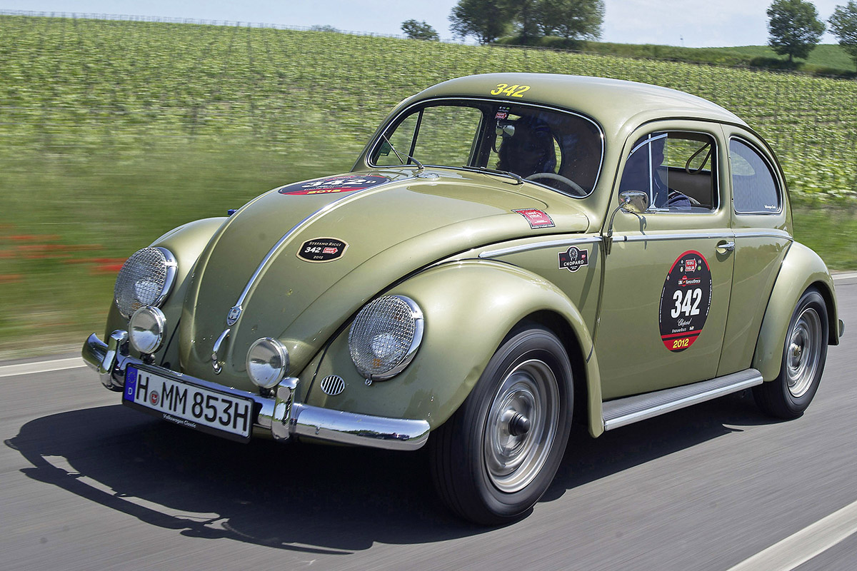 History of the Volkswagen Beetle: The "Bug" Takeover - Motofutura
