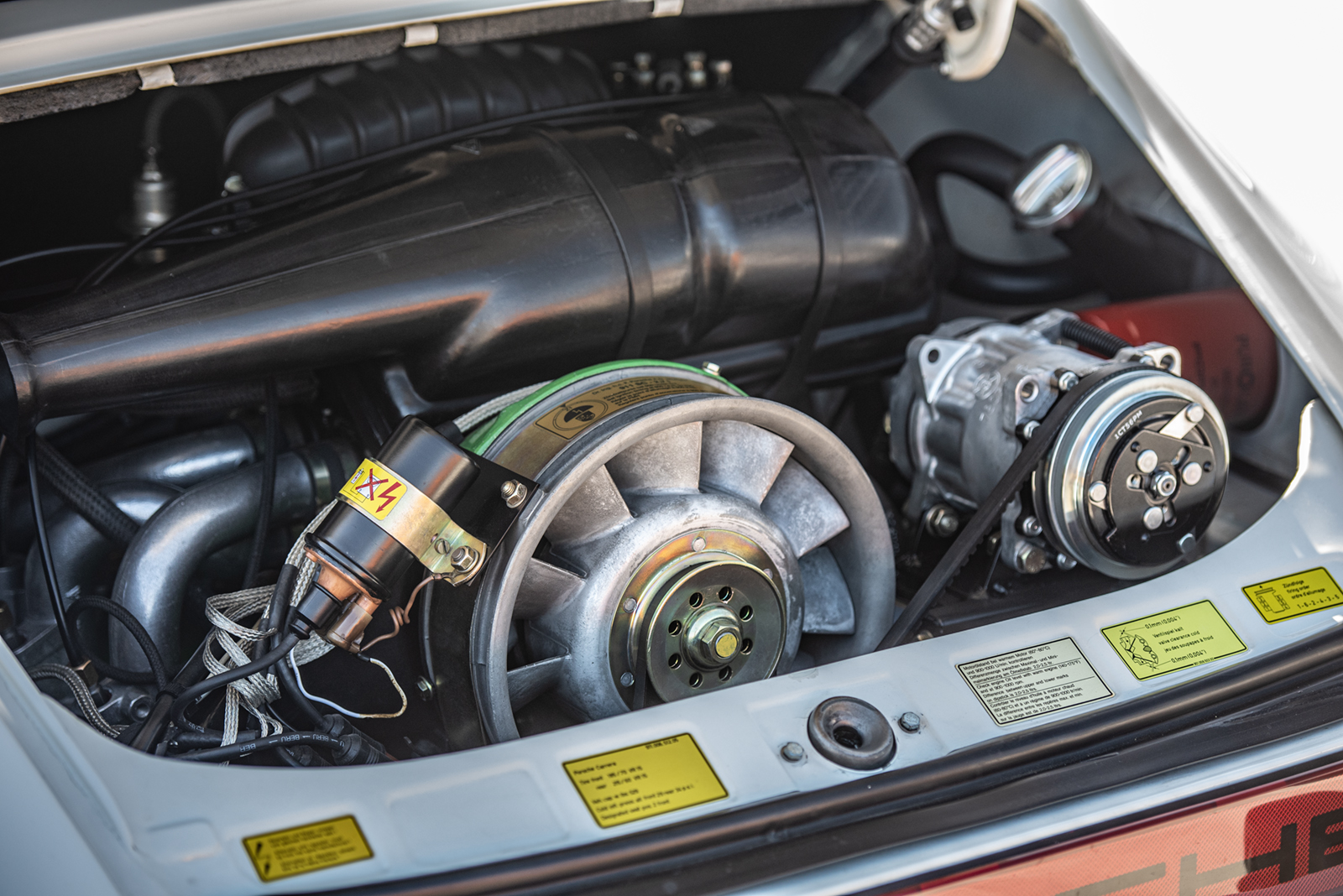 What is a Flat-Six Engine? - Motofutura