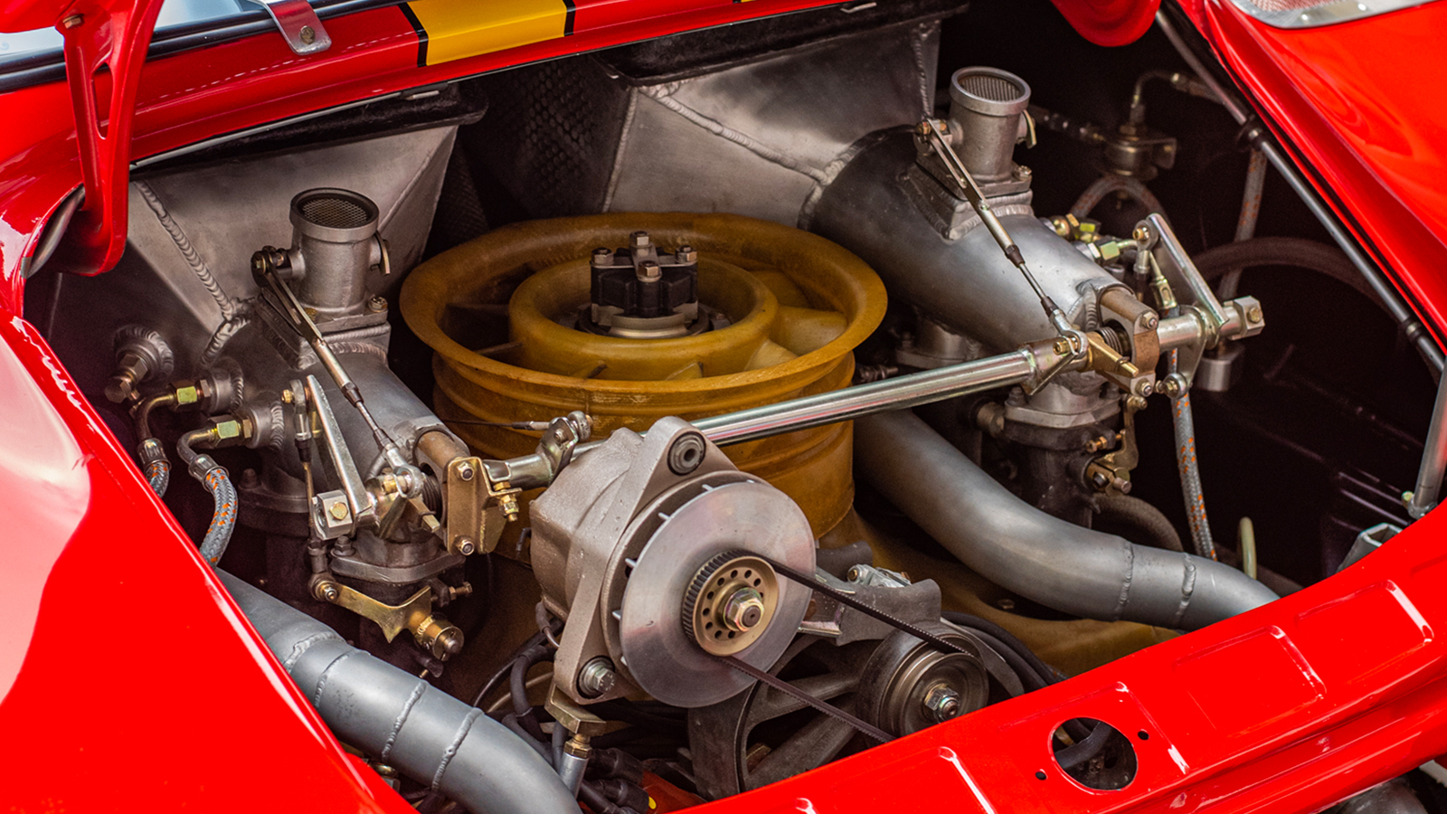 What is a Flat-Six Engine? - Motofutura