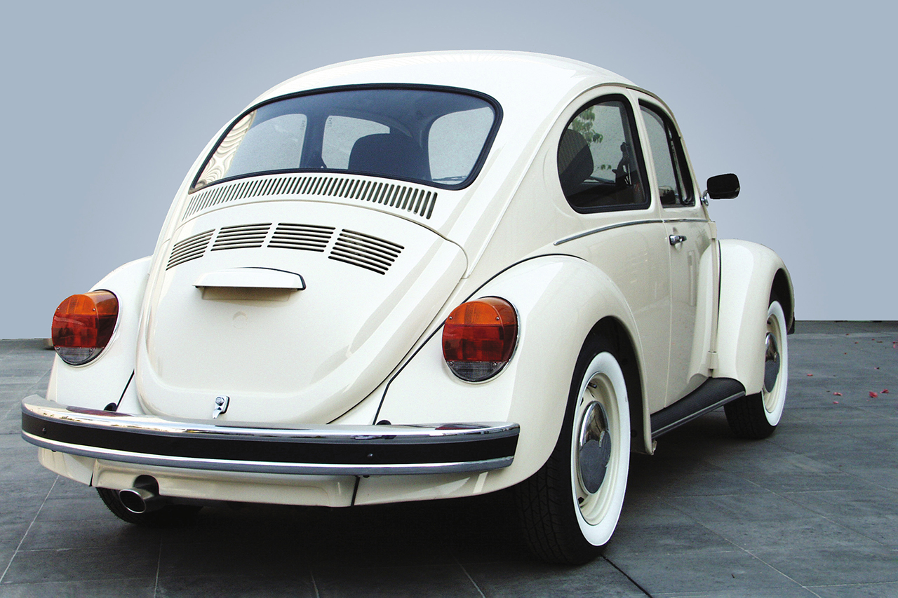 History of the Volkswagen Beetle: The "Bug" Takeover - Motofutura