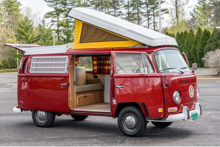 The Volkswagen Bus History - Type 2 T2 (1968-1979) - Motofutura