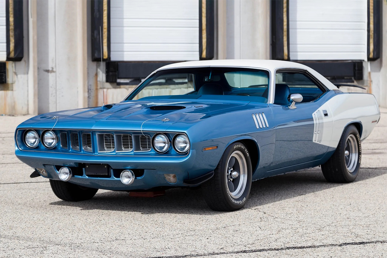 History of the Plymouth Barracuda: Exploring 3 Generations - Motofutura