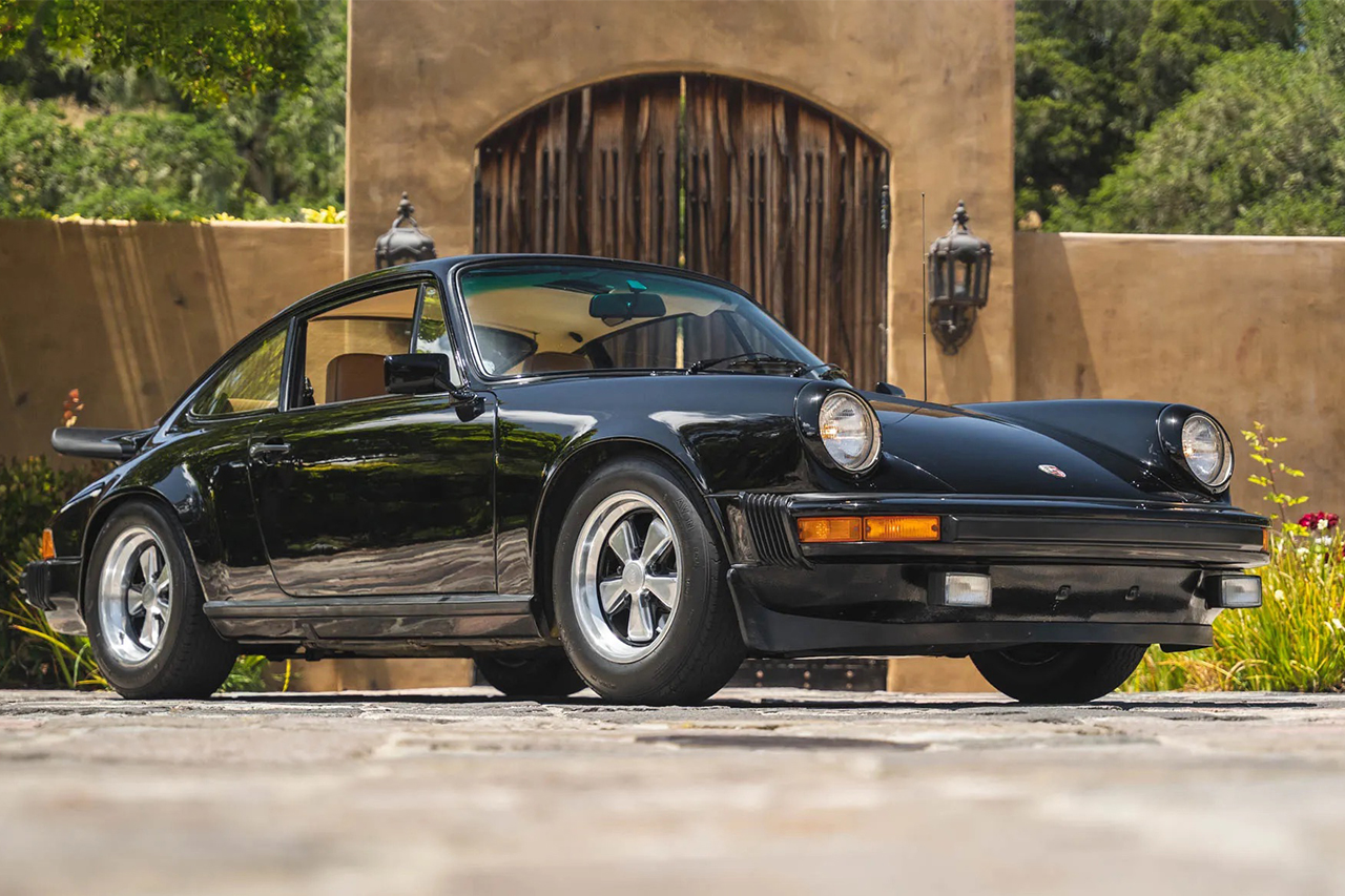 History of the Air-Cooled Porsche 911 Generations - Porsche 911 (1964 ...