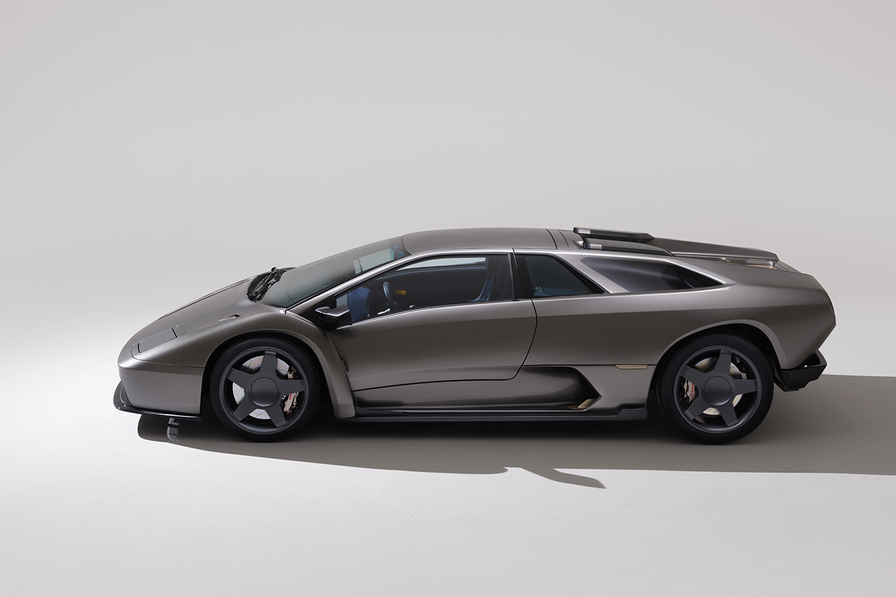 Eccentrica Diablo—Restomod Lamborghini Offers Modernized Taste - Motofutura