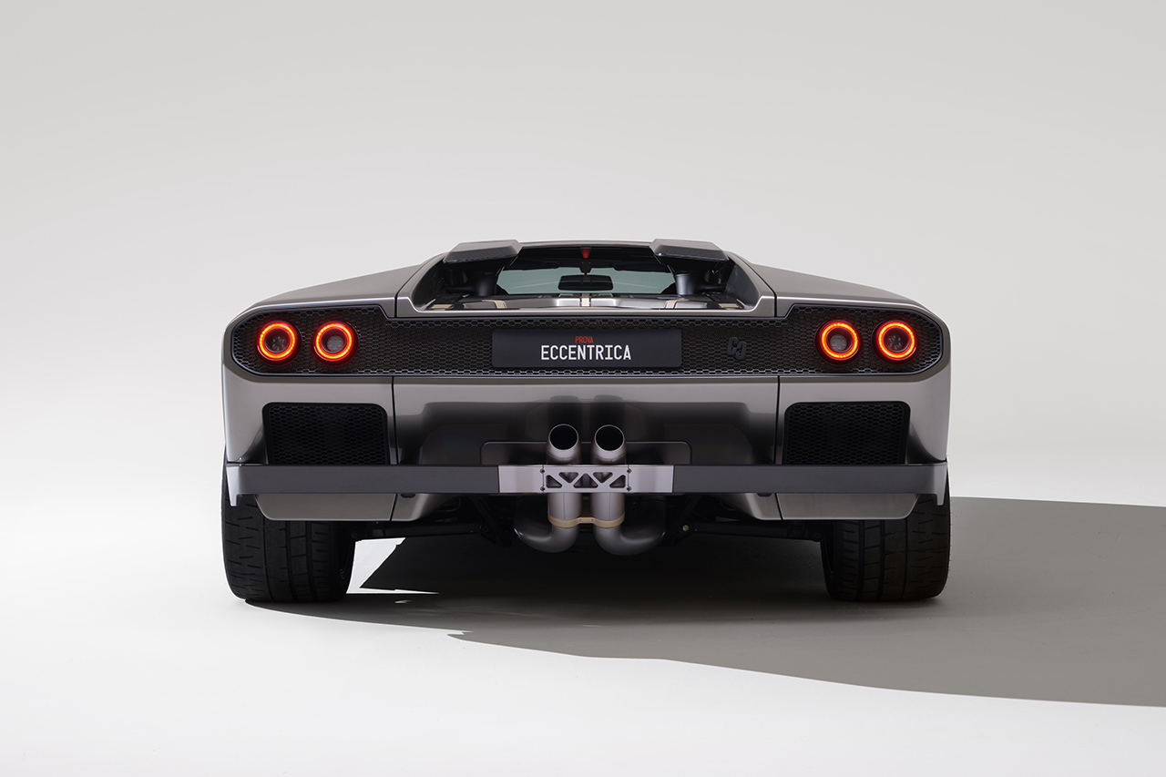 Eccentrica Diablo—Restomod Lamborghini Offers Modernized Taste - Motofutura