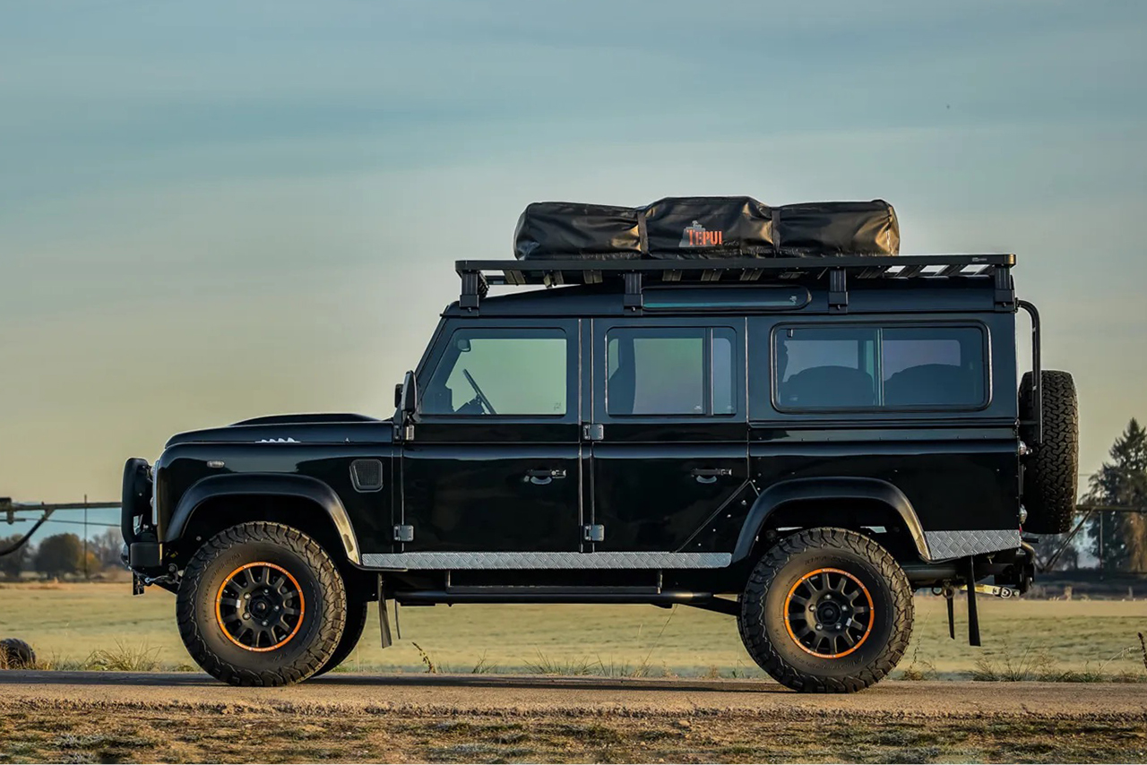 Land Rover Defender: Long Standing History - Motofutura