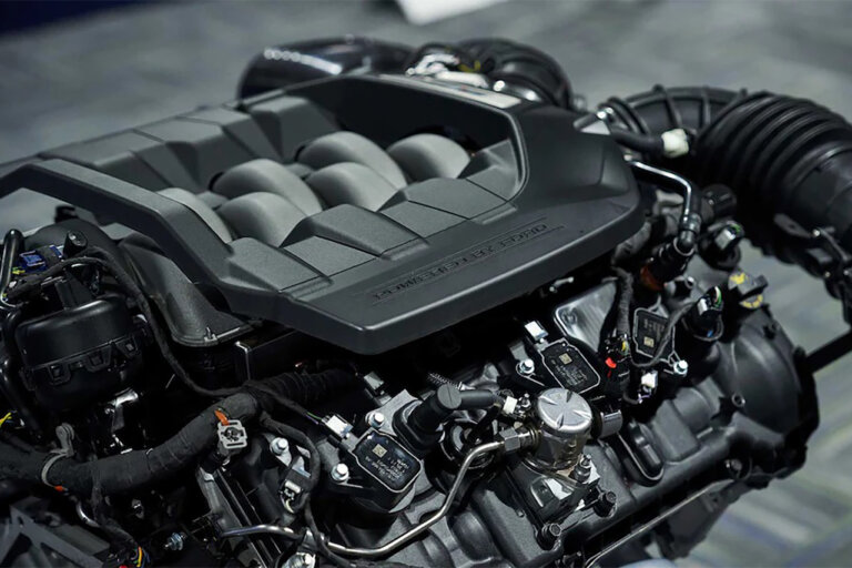 Gen 4 Coyote V8: Ford Performance's New Crate Engine Option - Motofutura