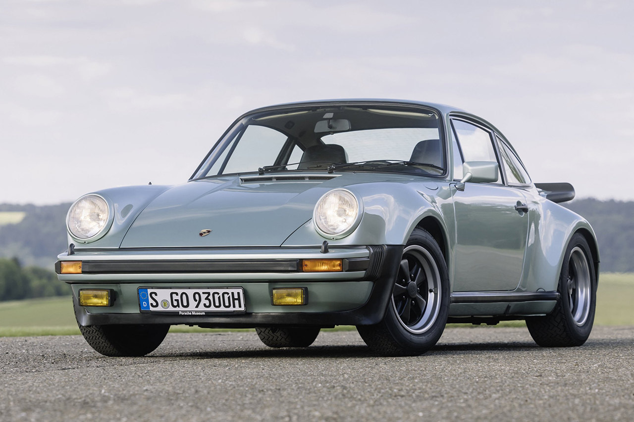 Porsche 911 Turbo: Special Edition 50th Anniversary Model - Motofutura