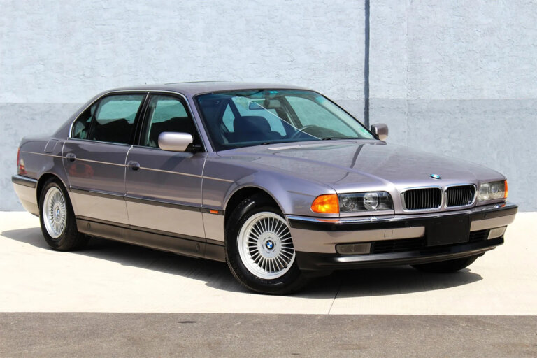 Top 5 BMW Cars Gracing the Silver Screen - Motofutura